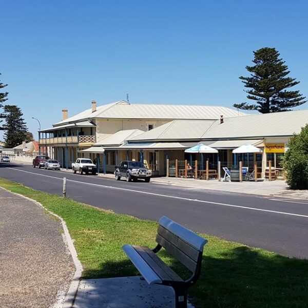 Hampstead Hotel | Collinswood, SA | The Pass