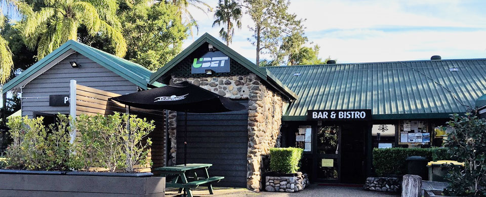 Coomera Lodge Hotel | The Pass