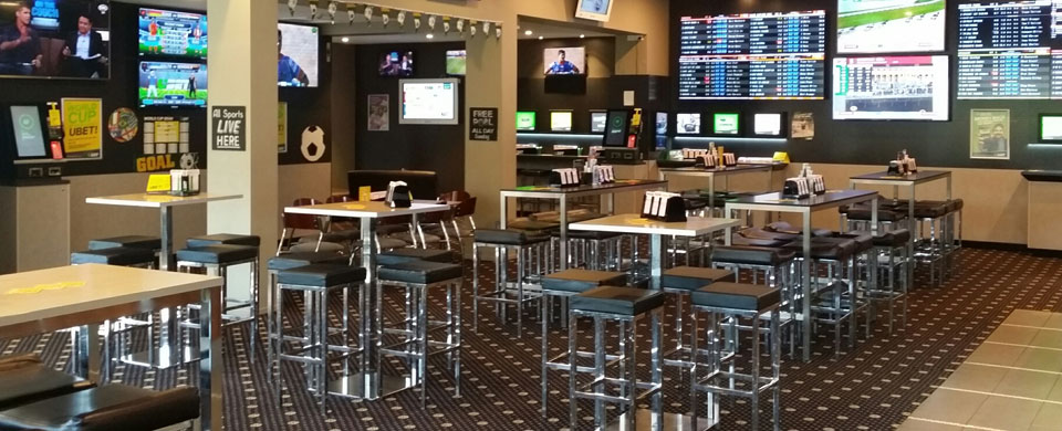 Inala Hotel | The Pass