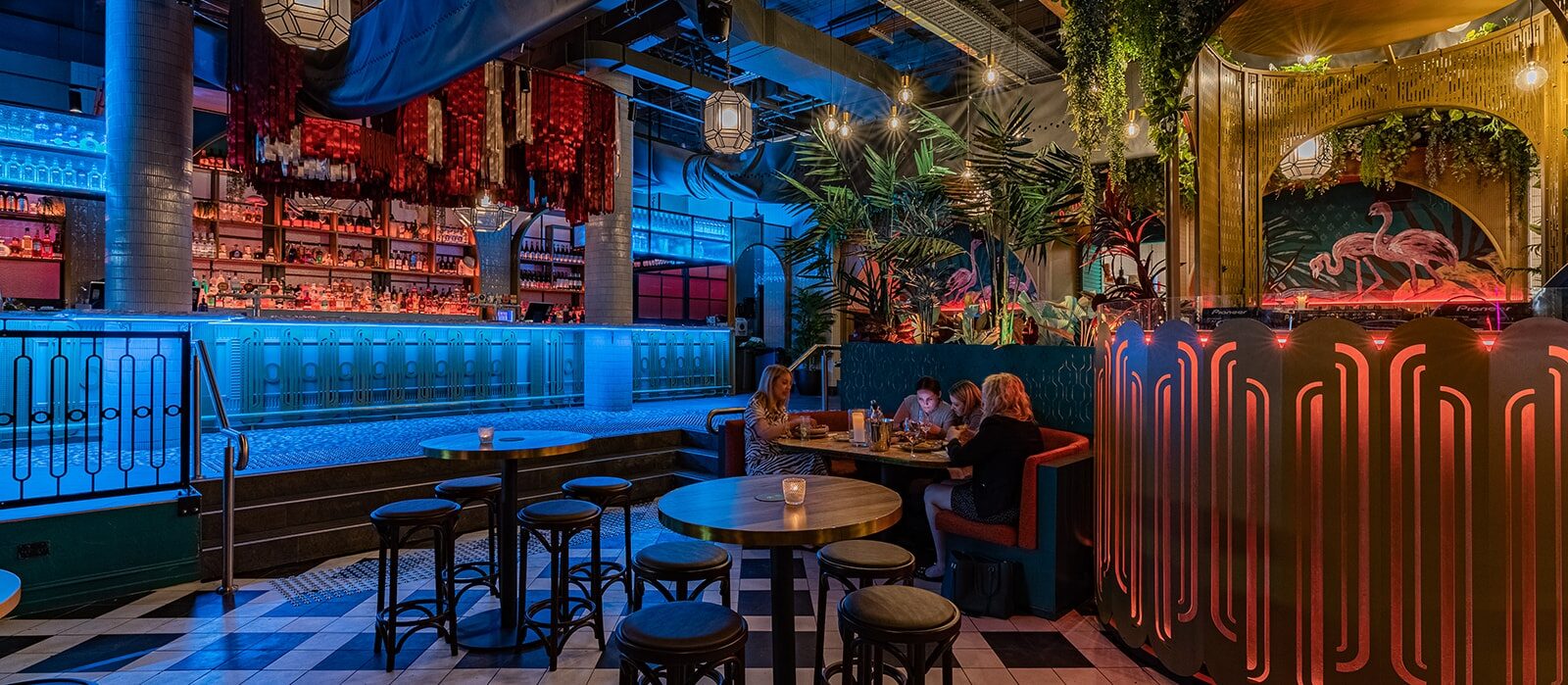 Hey Chica | The Pass